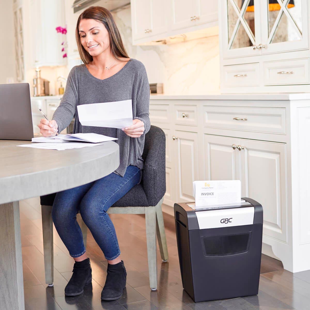 Fragmentadora de papel Tilibra 10 folhas - PX10-06 127V - GBC - Escritório, Fragmentadora - Tilibra